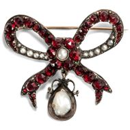 Rokoko & Klassizismus • Antiker Schmuck nach Epochen • Hofer Antikschmuck