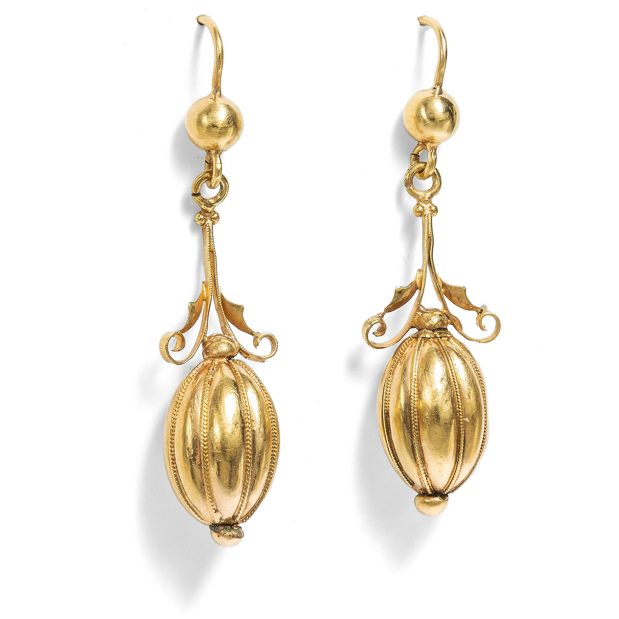 à l’antique • Viktorianische Ohrringe aus Gold im Archäologischen Stil ...